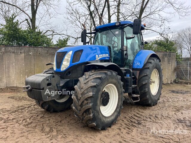 Prodaje se New Holland T7.250 traktor točkaš na aukciji