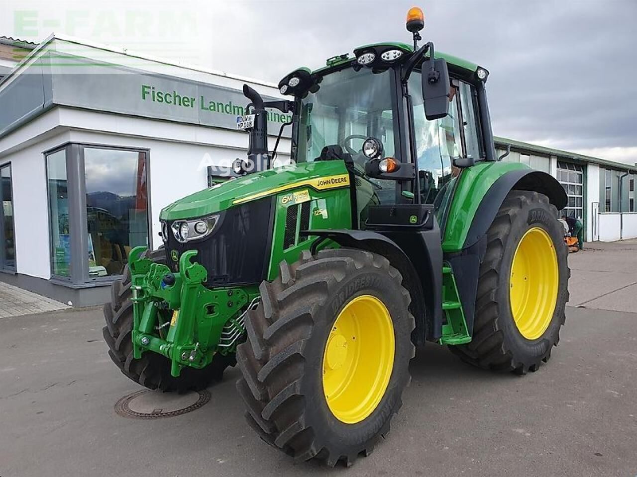 John Deere 6m 125 ivt *aktion* traktor točkaš