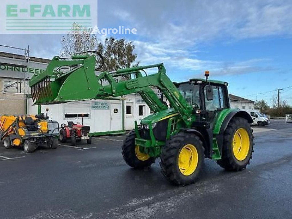 John Deere 6100m traktor točkaš
