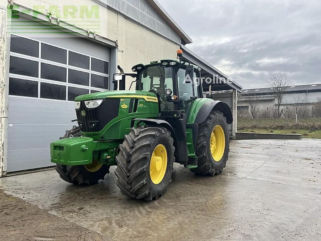 John Deere 6m 200 traktor točkaš