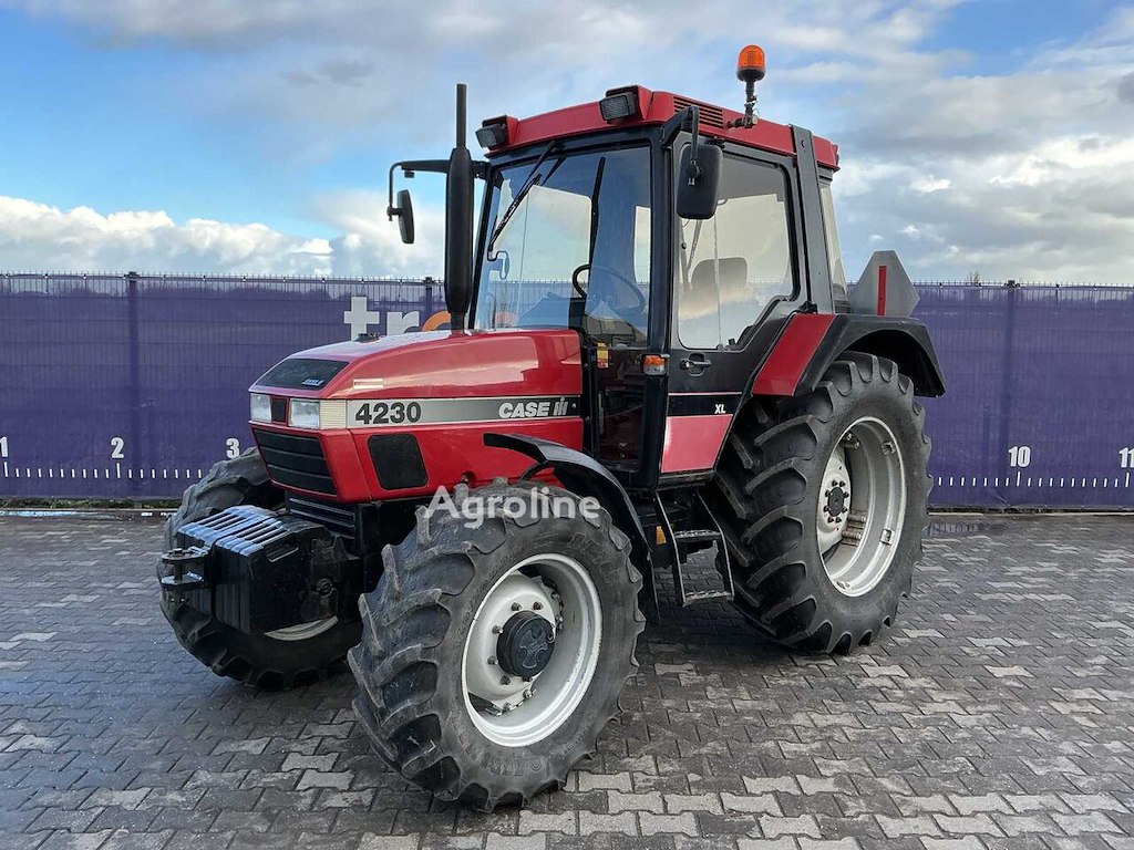 Prodaje se Case IH 4230 XL traktor točkaš na aukciji