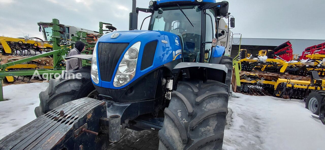New Holland T 7070 traktor točkaš