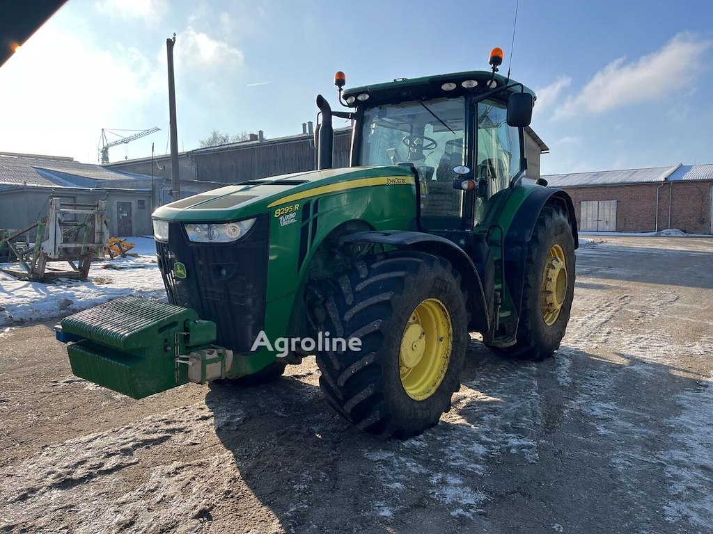 Prodaje se John Deere 8295 R 4X4 traktor točkaš na aukciji