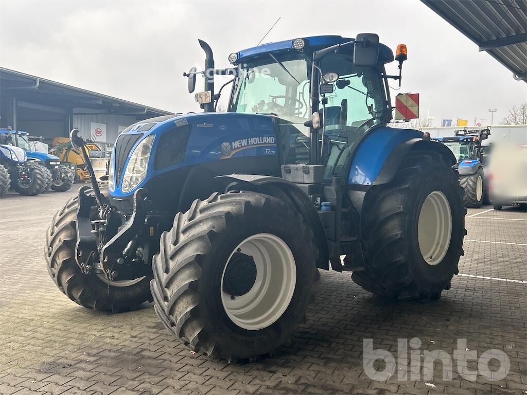 Prodaje se New Holland T7.170 AutoCommand traktor točkaš na aukciji