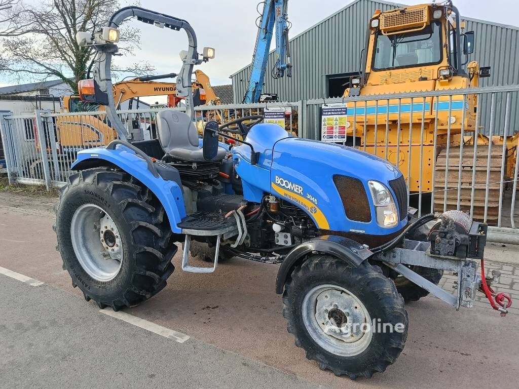 New Holland Boomer 3045 compact trekker tractor mini traktor
