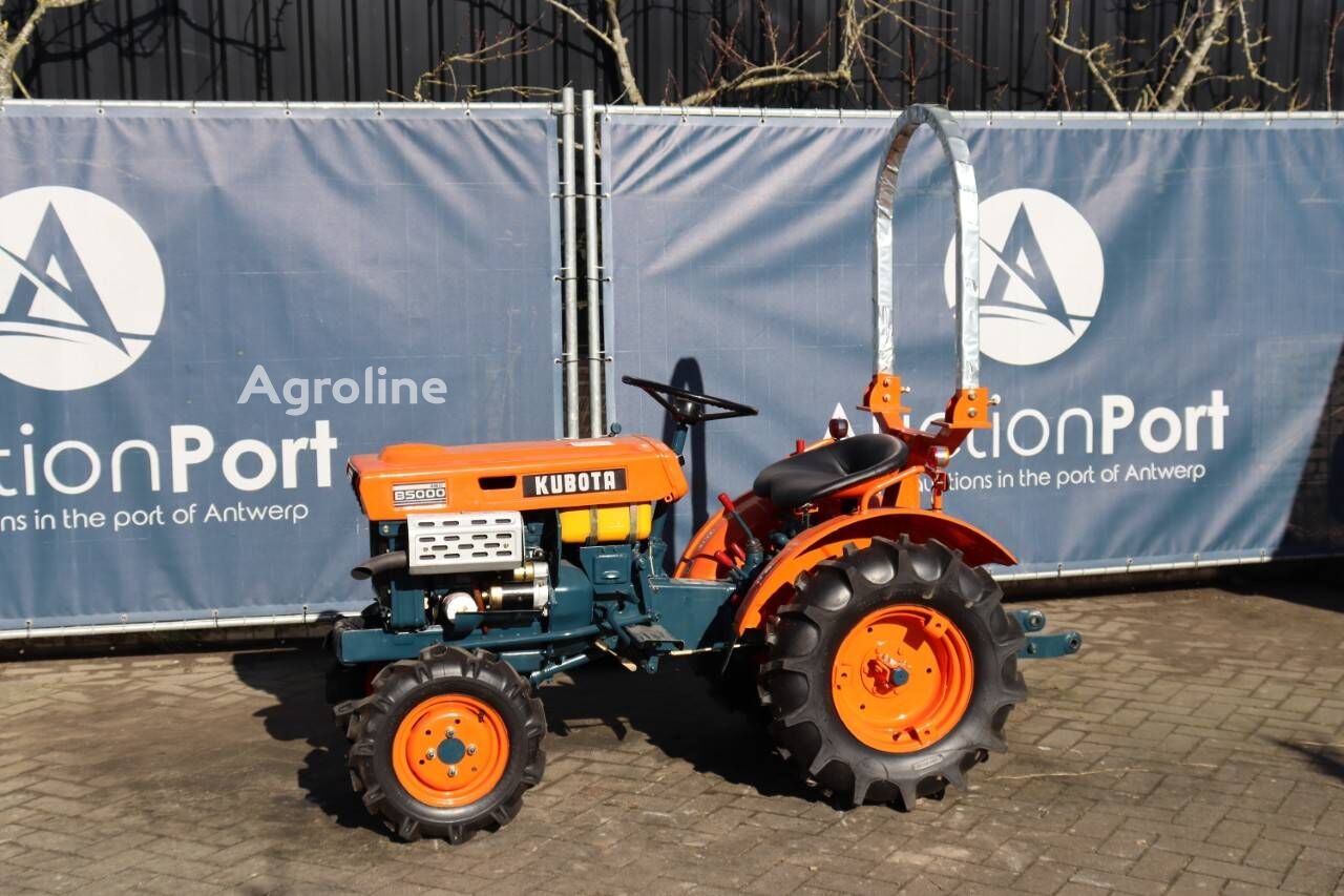 Prodaje se Kubota B5000 mototraktor na aukciji