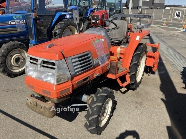 Kubota TRACTOR(Kubota) mototraktor