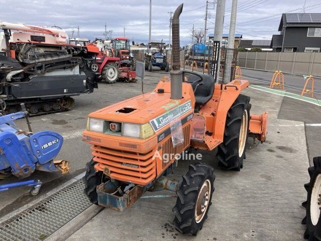 Kubota TRACTOR(Kubota) mototraktor