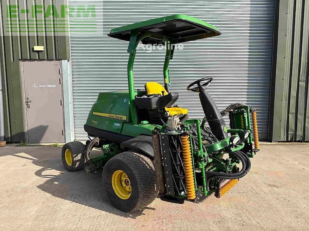 John Deere 7700a traktor kosilica