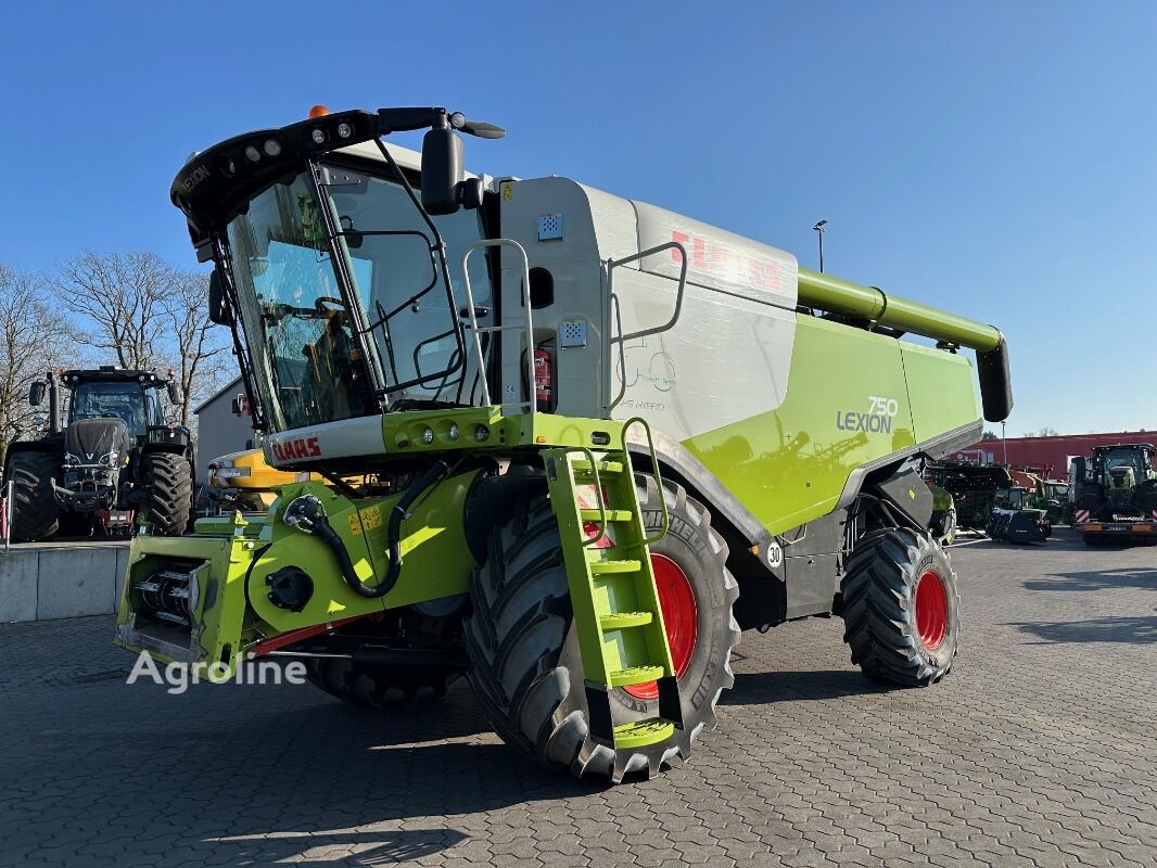 Claas Lexion 750 kombajn za žito