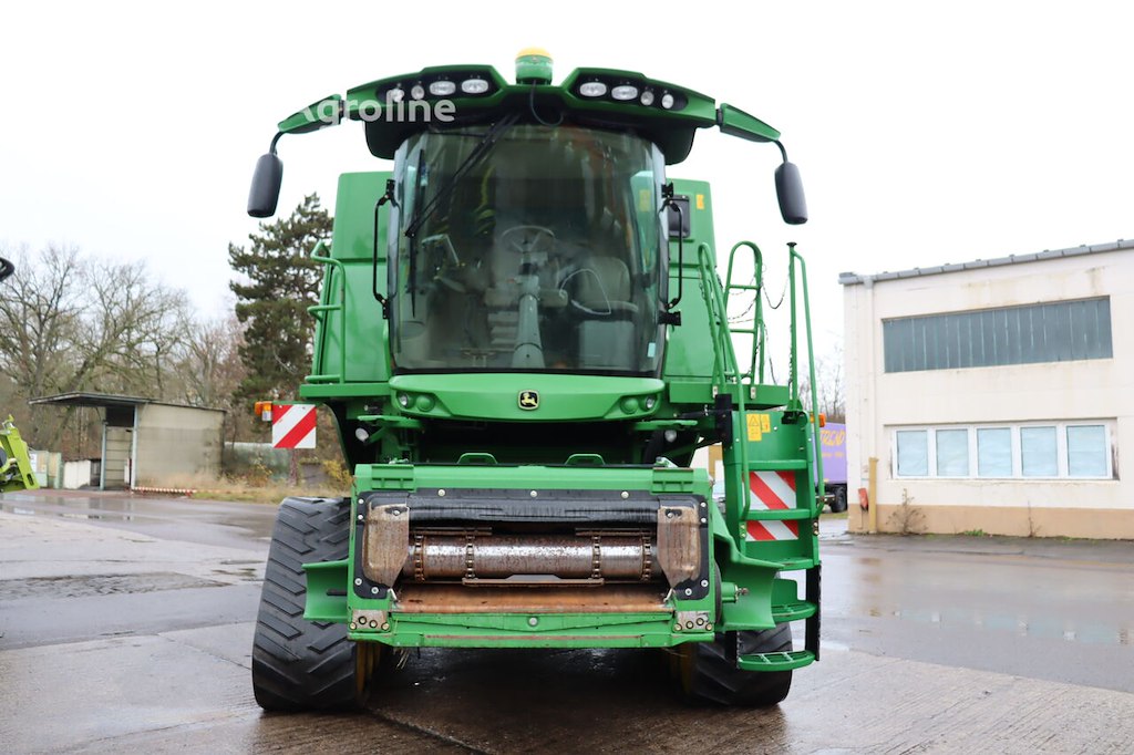 John Deere S685i kombajn za žito