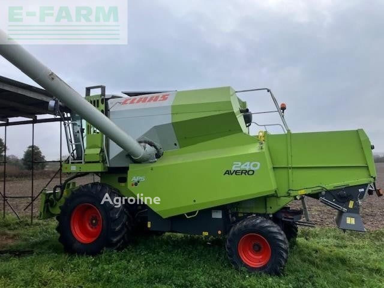 Claas USED AVERO 240 kombajn za žito