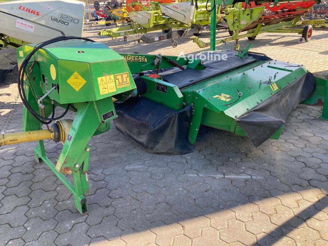 John Deere 328 A rotaciona kosilica