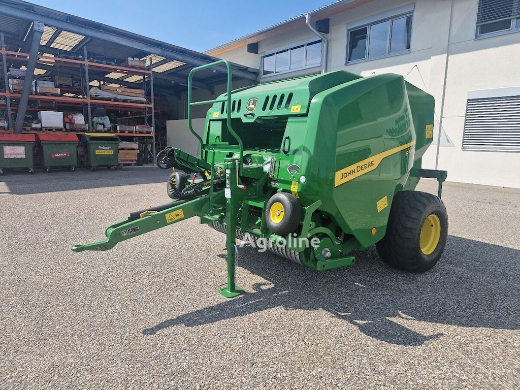 Nova John Deere F441M balirka za okrugle bale