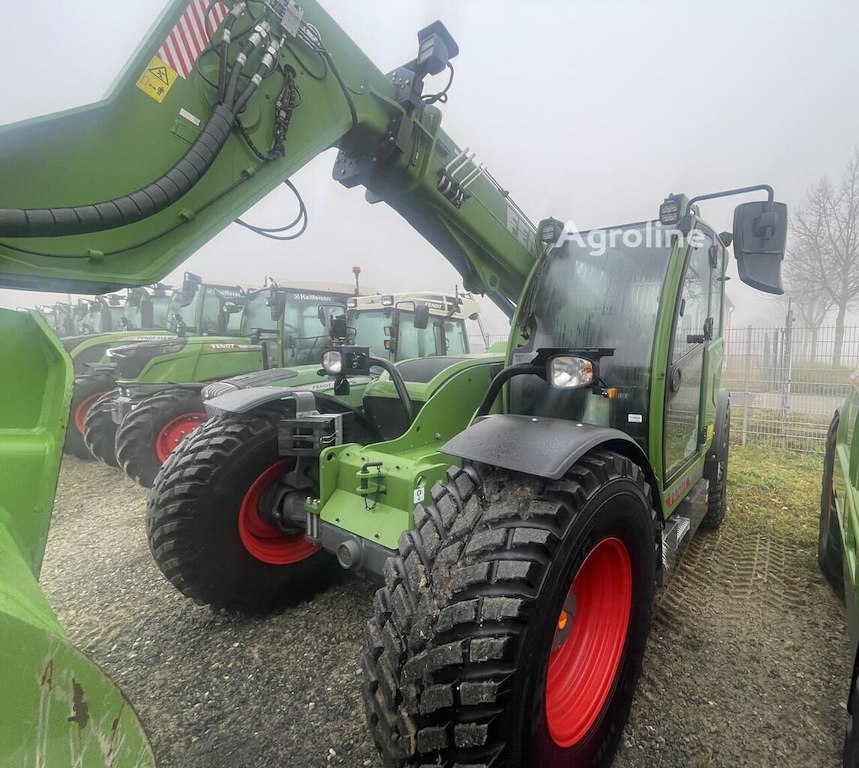 Fendt Cargo T 740 Sennebogen poljoprivredni utovarivač
