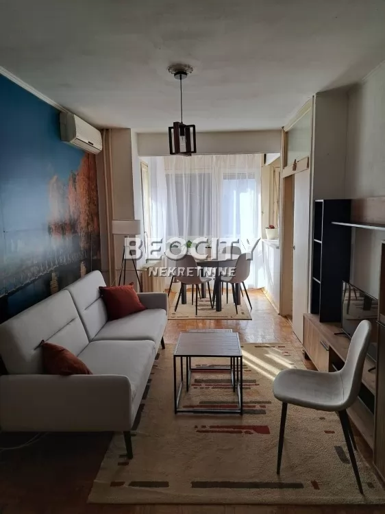 Dvosoban stan, 61 m2, Novi Sad, Bulevar oslobođenja ID: 129631