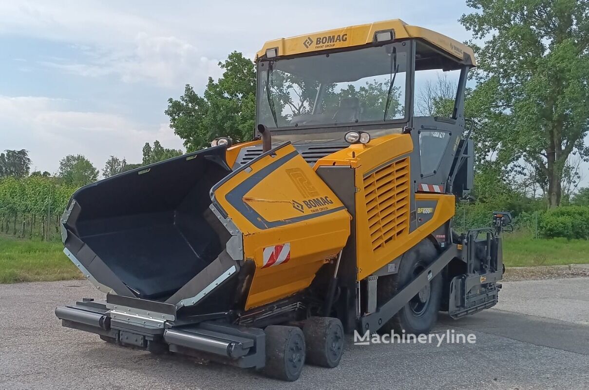 BOMAG BF 600 P-2 S500 Stage IV/Tier 4f asfaltni finišer točkaš