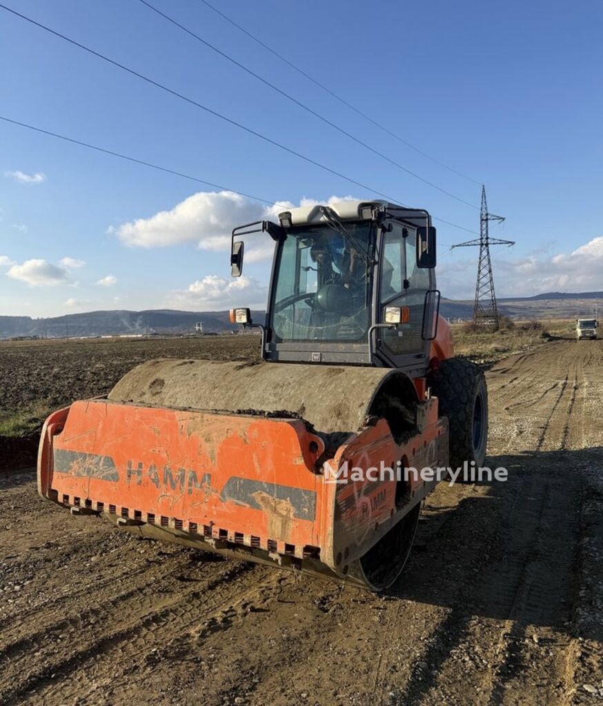 Hamm H16 kompaktor s jednim valjkom
