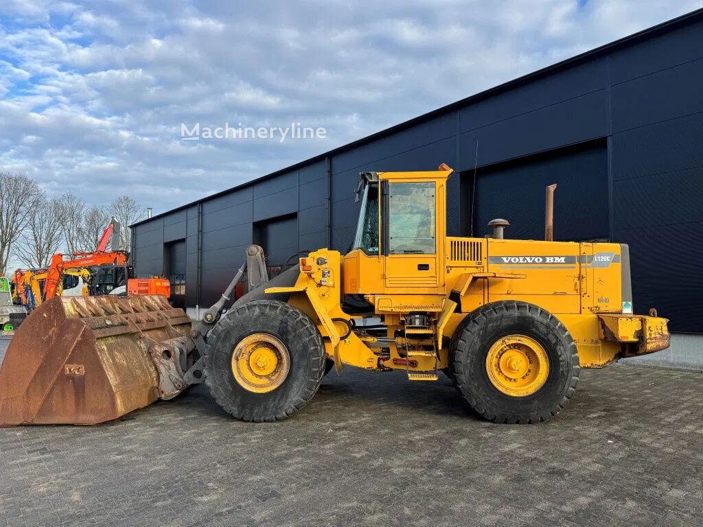 Volvo L120C prednji utovarivač