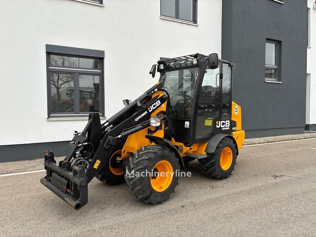 Novi JCB 403 PLUS AGRI HL teleskopski prednji utovarivač