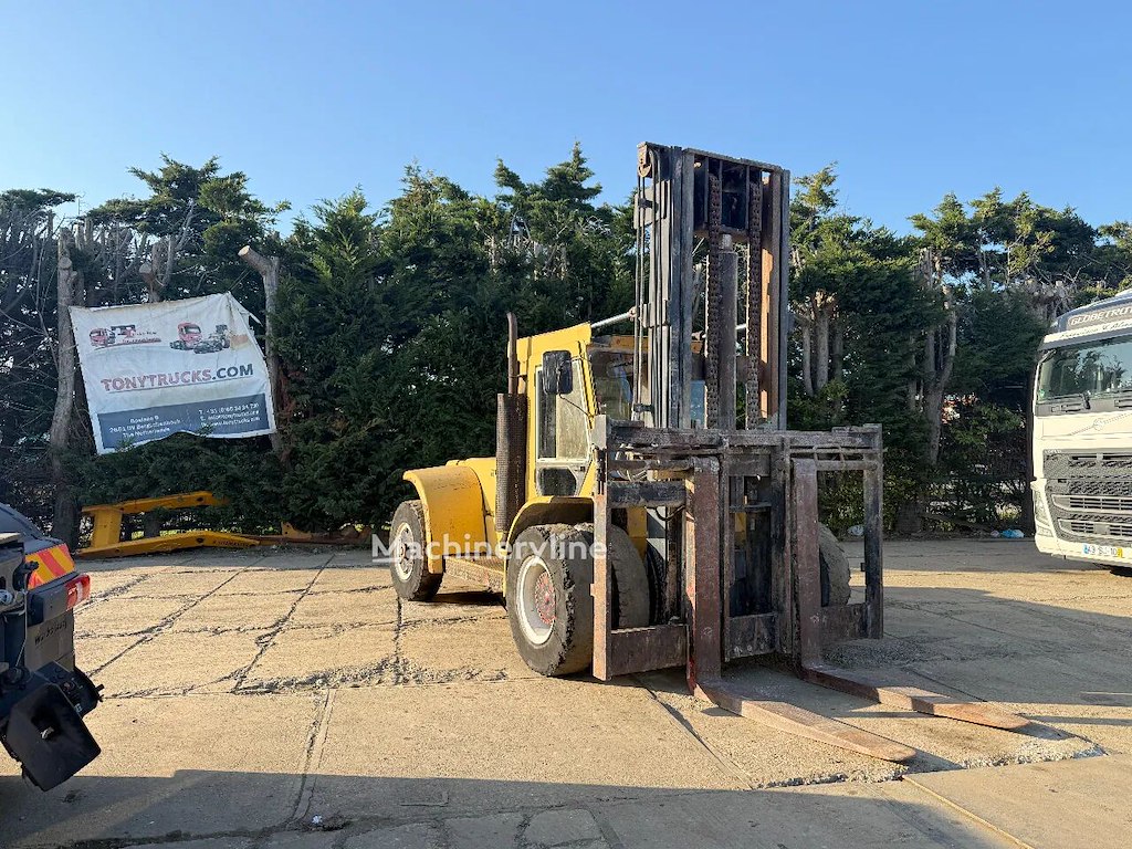 Hyster H300B Heftruck 13.6 Ton Perkins engine H300B Heftruck 13.6 Ton P terenski viljuškar