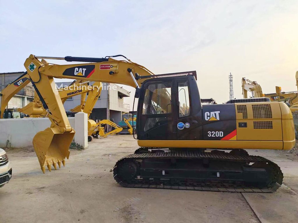 Caterpillar 320D bager guseničar