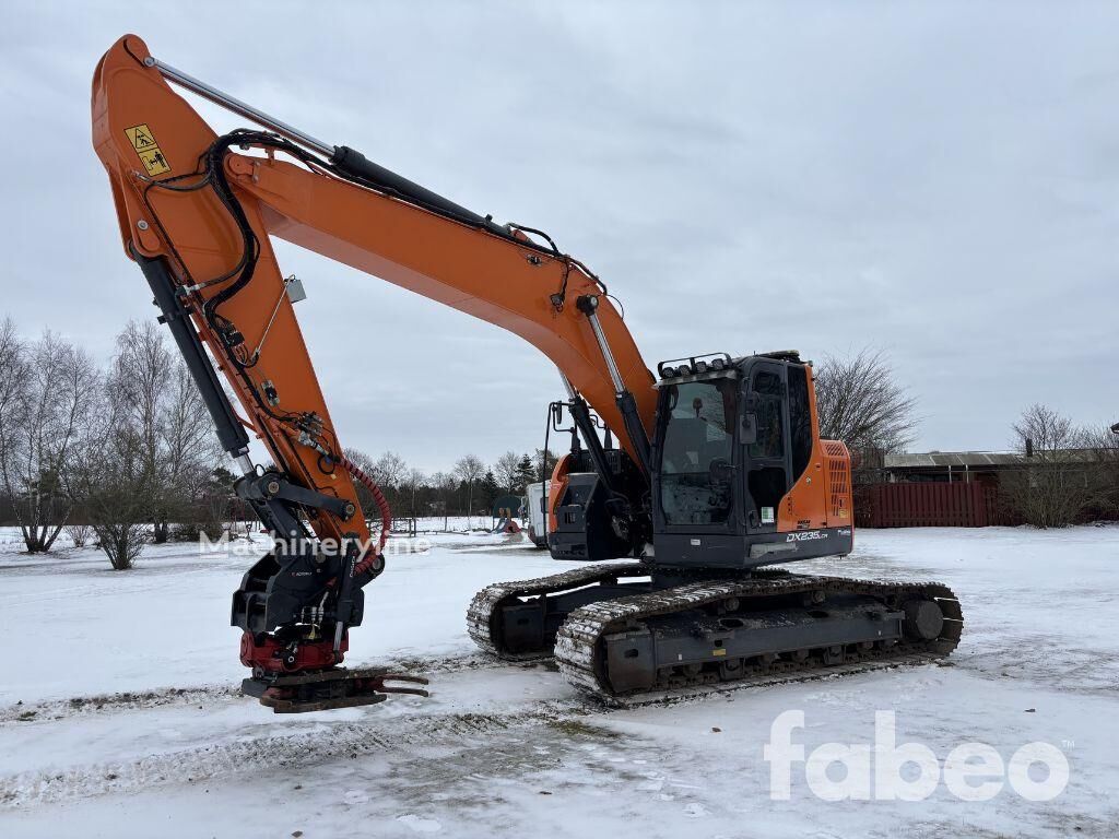 Prodaje se Doosan DX235LCR-5 Bandgrävare (121630) bager guseničar na aukciji