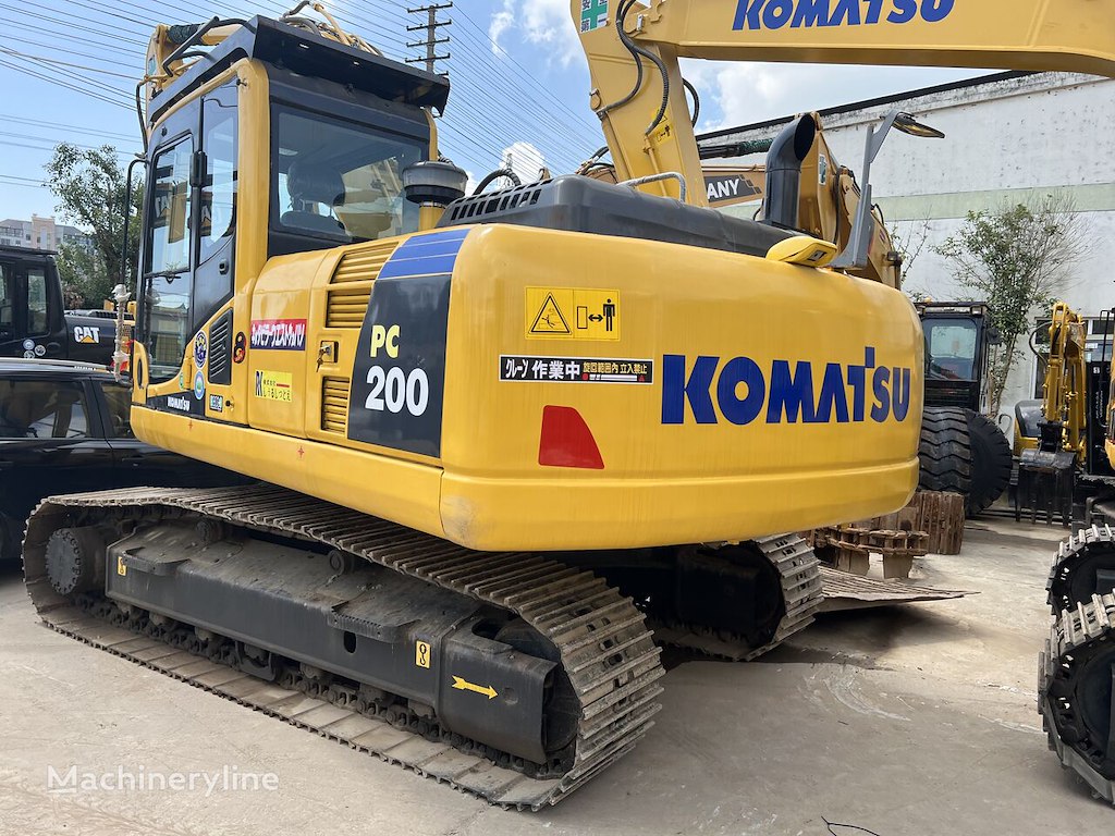 Komatsu PC200-8 midi bager