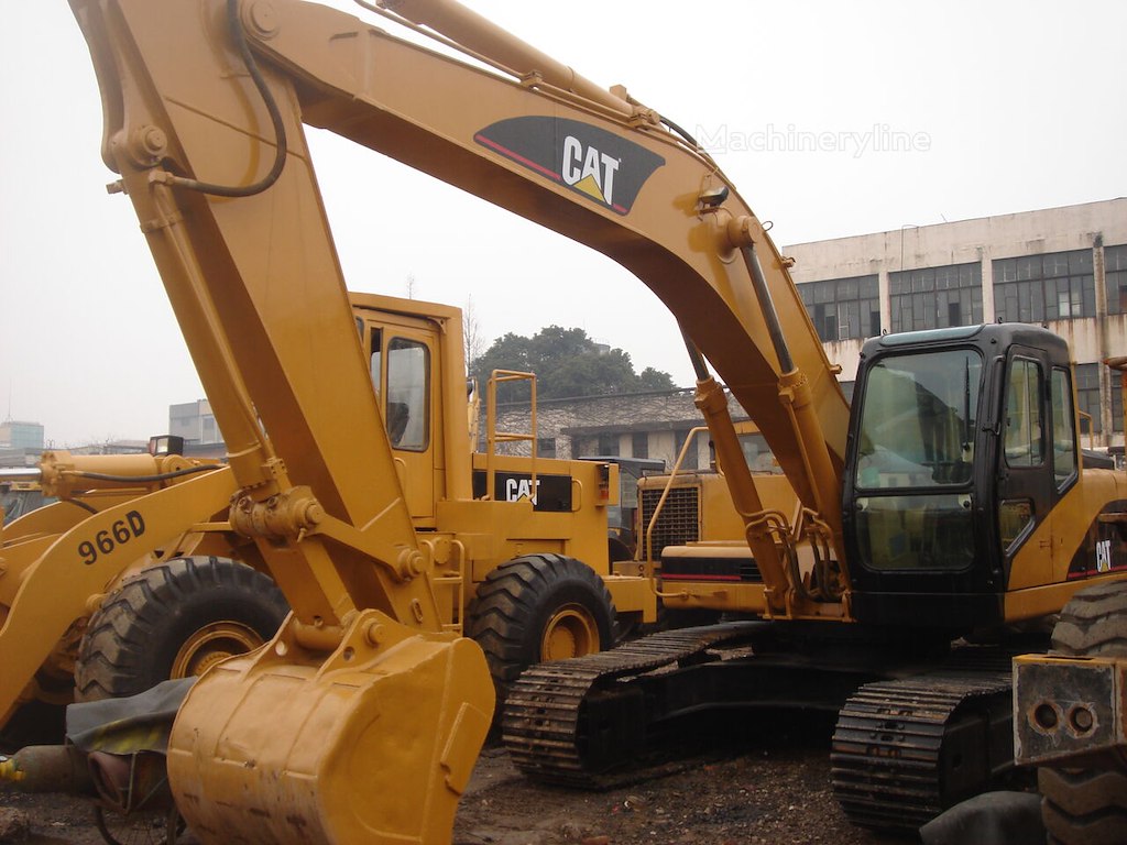 Caterpillar 320C bager guseničar