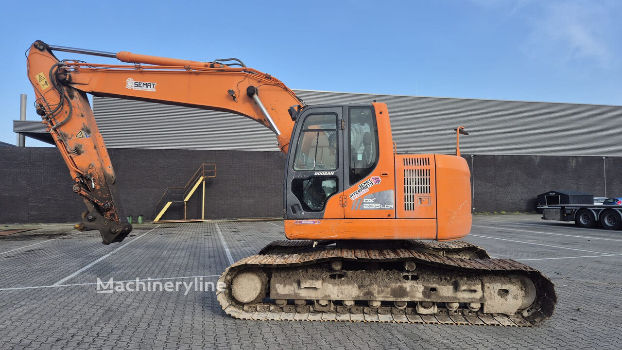 Doosan dx 235LCR graafmachine doosan dx 235 lcr bager guseničar