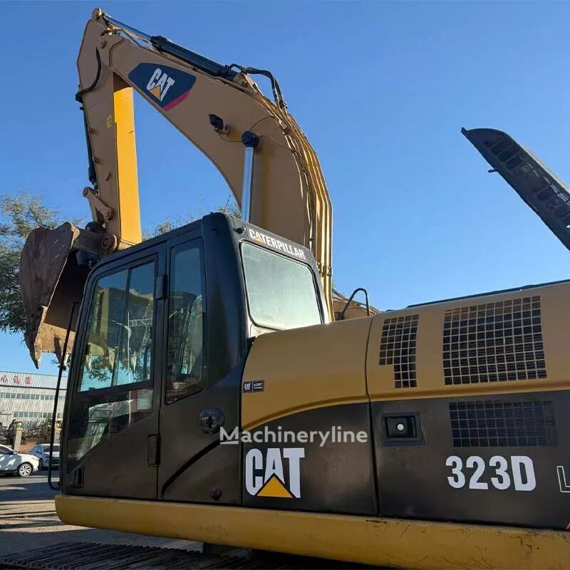 Caterpillar 323Dl 320B 320BL 320C 320D 323DL 325C 330C 336D 330B 330BL bager guseničar