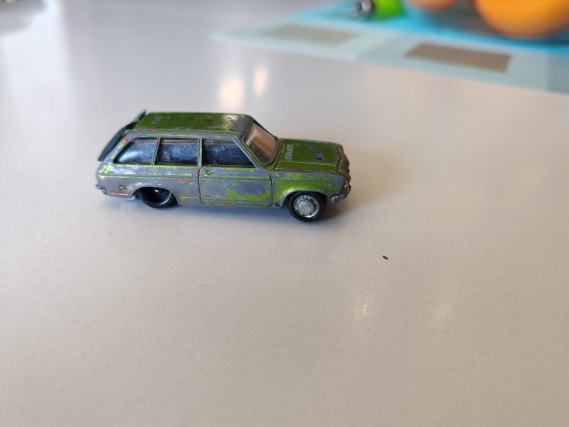 Stari Autic Schuco OPEL Ascona Voyage 1:66
