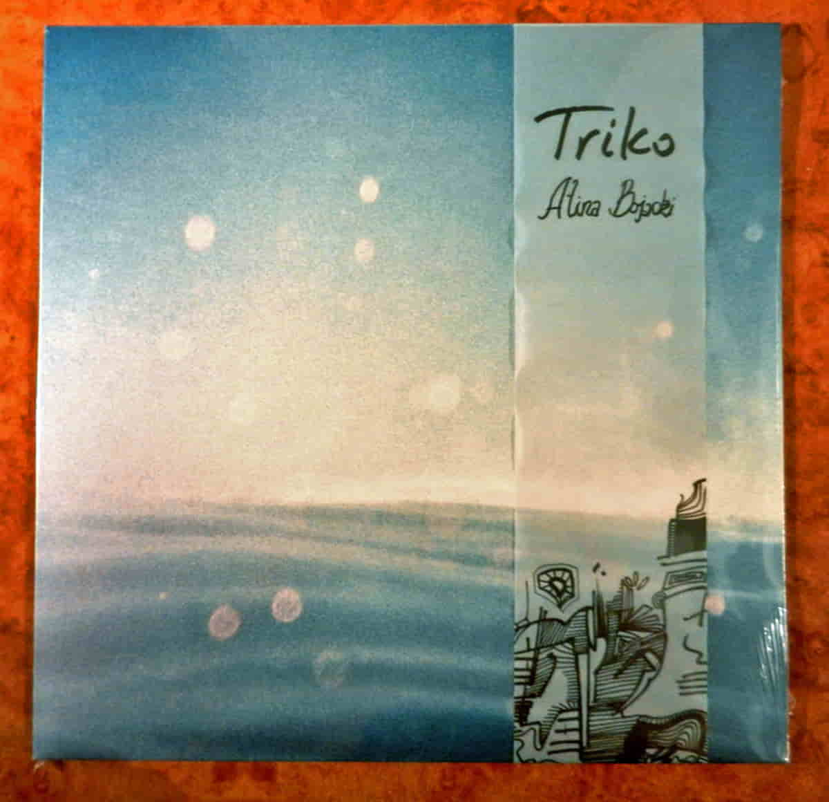 ATINA BOJACKI – TRIKO