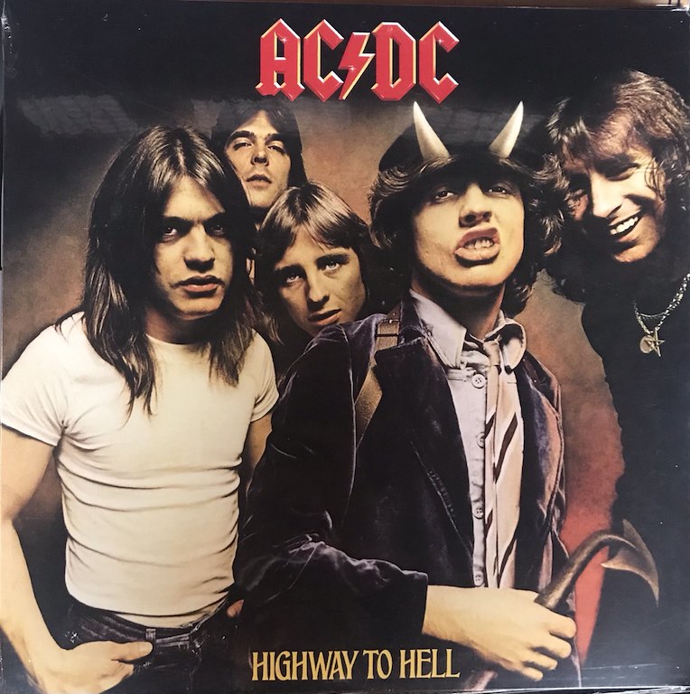 AC/DC – HIGHWAY TO HELL