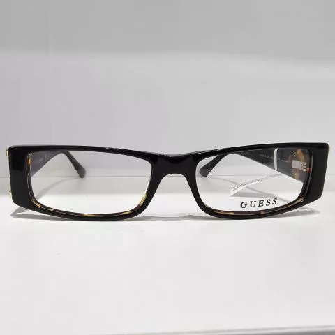 GUESS ŽENSKE NAOČARE ZA VID MODEL 5