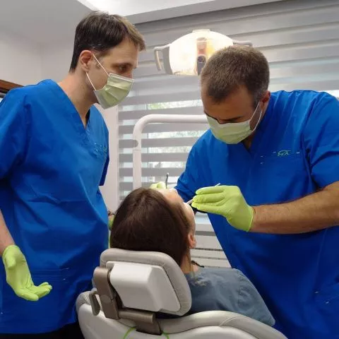DENT VAF - MISLITE NA ZDRAVLJE SVOJIH ZUBA