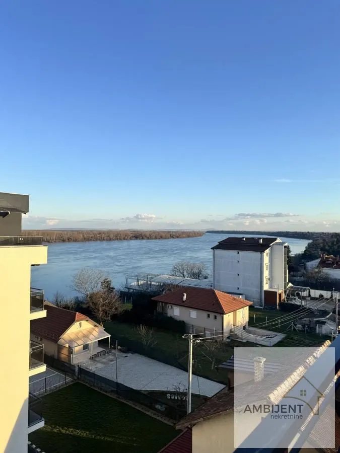 Izdavanje, četvorosoban stan, 77m², Stari Banovci, Stara Pazova