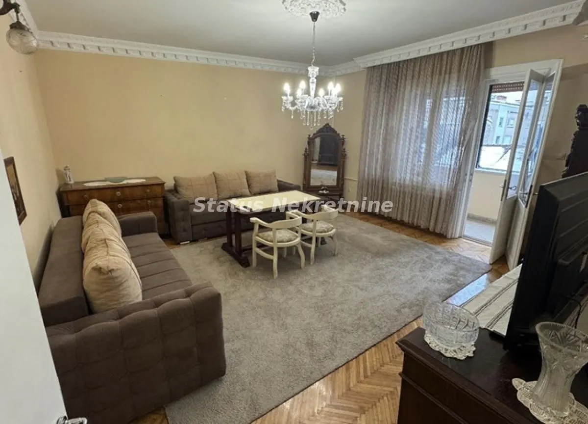 Izdavanje, jednosoban stan, 58m², Stari grad, Novi Sad