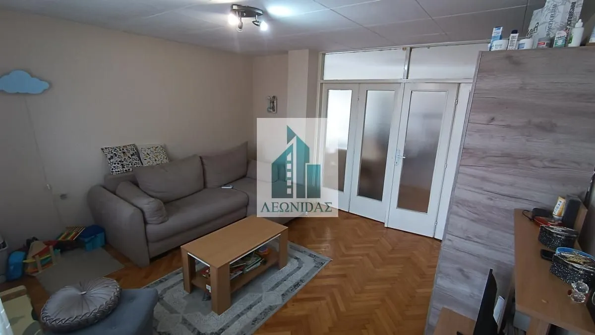 Izdavanje, dvosoban stan, 52m², Medijana, Niš