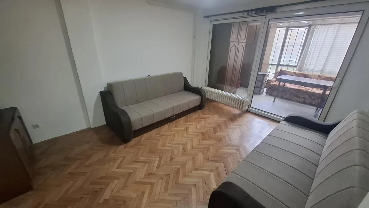 Izdavanje, jednosoban stan, 35m², Bulevar Oslobodjenja, Novi Sad Sve Podlokacije