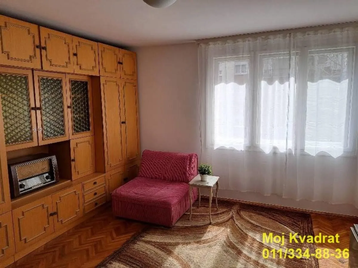 Izdavanje, dvosoban stan, 49m², Stari Grad, Beograd