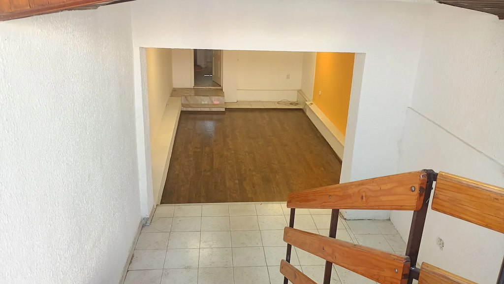Izdavanje, poslovni prostor, 44m², Zemun Nova Galenika, Zemun Sve Podlokacije