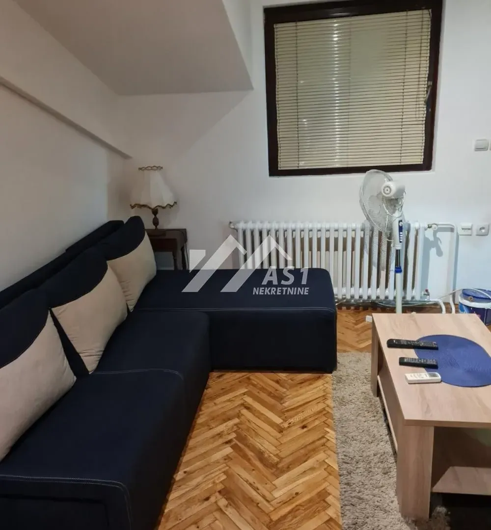 Prodaja, stan, 24m², Centar, Novi Sad