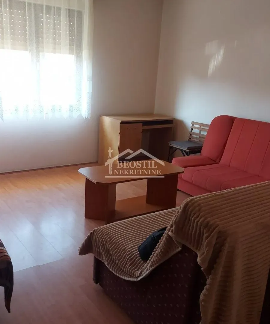 Prodaja, dvosoban stan, 60m², Golubinci, Stara Pazova