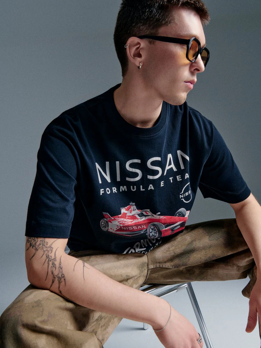 Majica sa printom Nissan