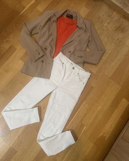 Lot odeće (ZARA Bershka H&M)