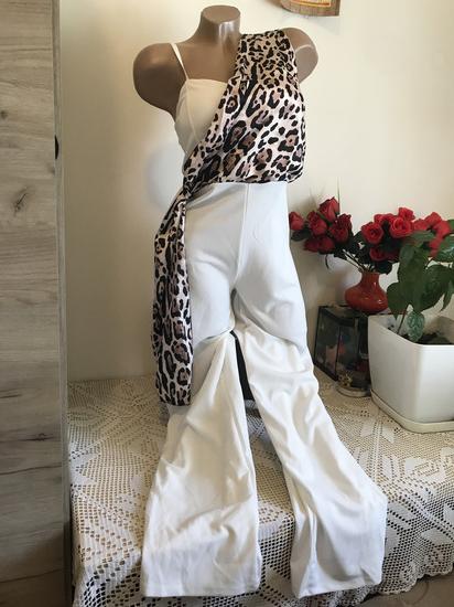 Nov beli kombinezon sa leopard sarom S/M