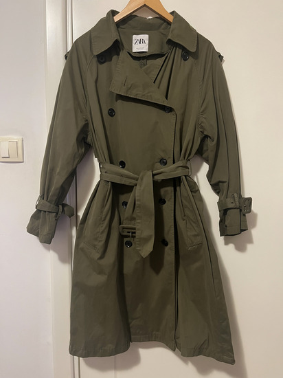 ZARA maslinasto zeleni trench