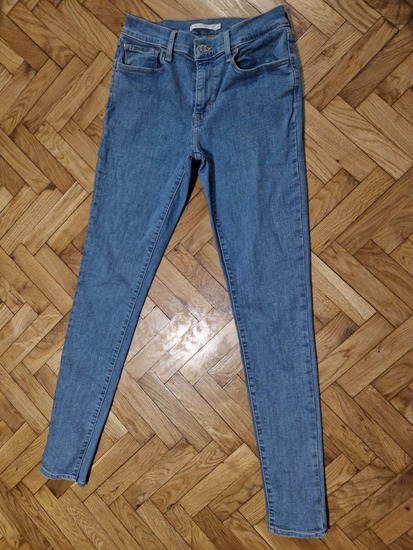 Levis 711 skinny farmerke 30-32