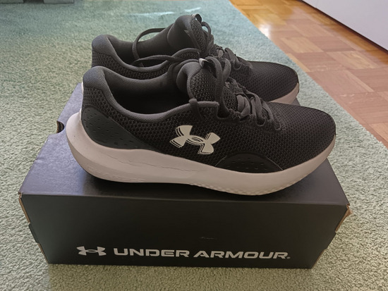 Under Armour patike 40/25.5cm NOVE